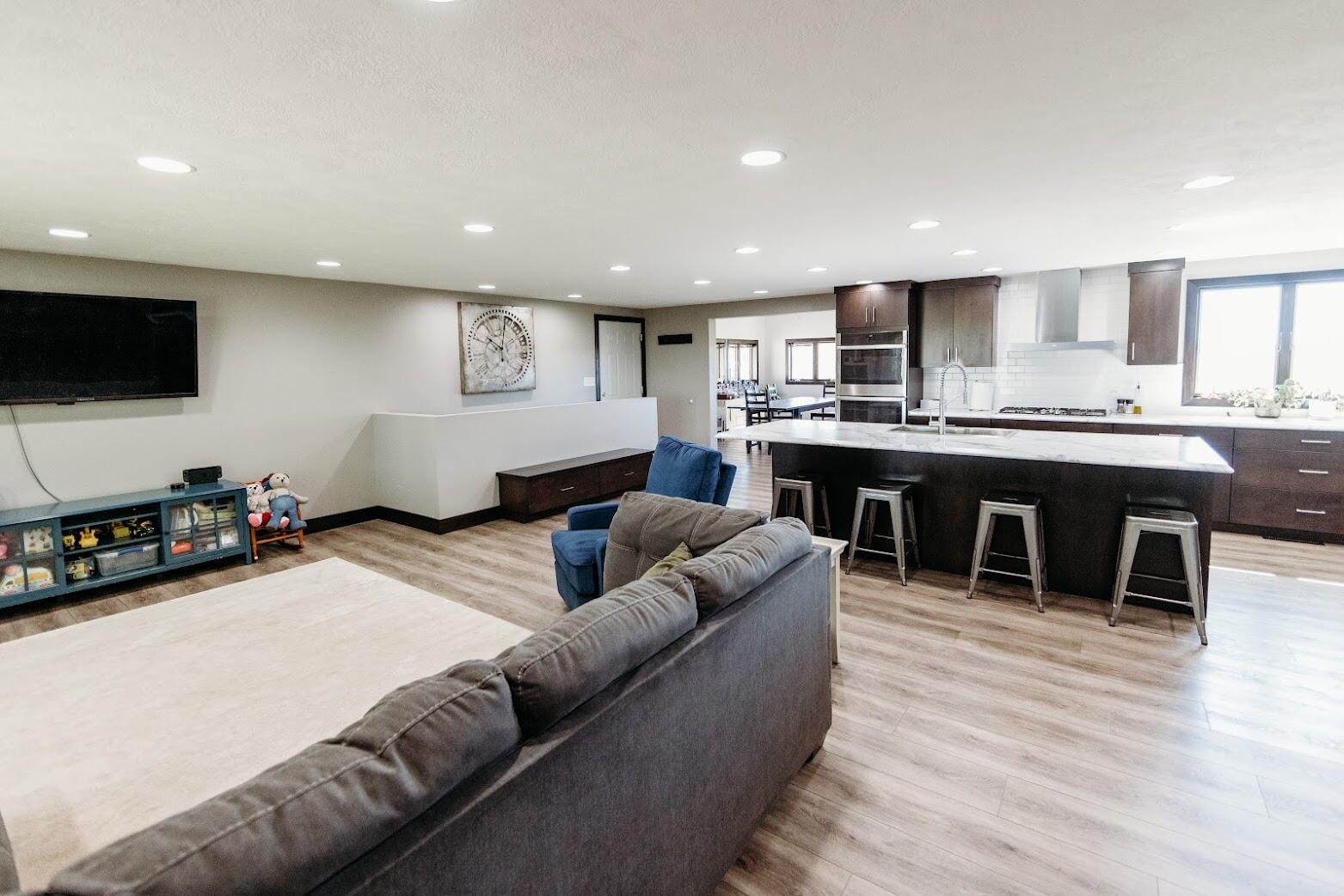 25422 407th Ave | Mitchell Realty LLC