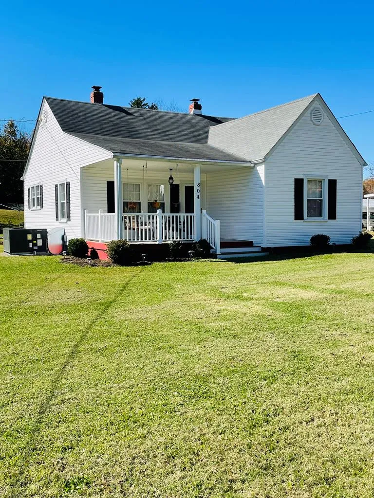 2656472349.jpeg?format=webp