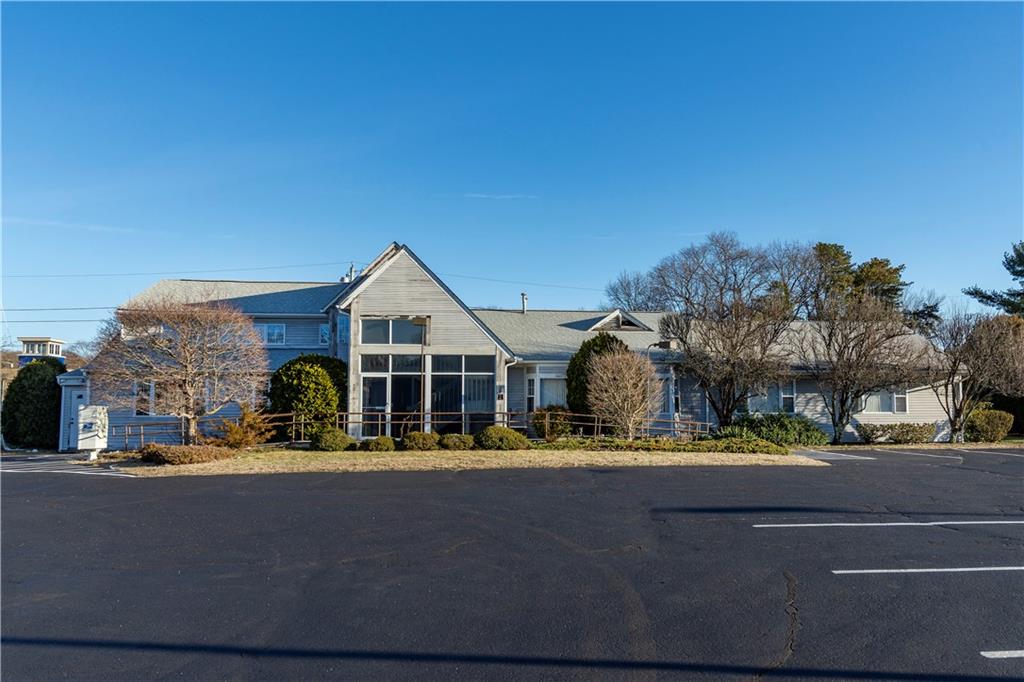 5782 Post Road Unit 2, Warwick, RI 02886 | MLS 1306249 | Listing ...
