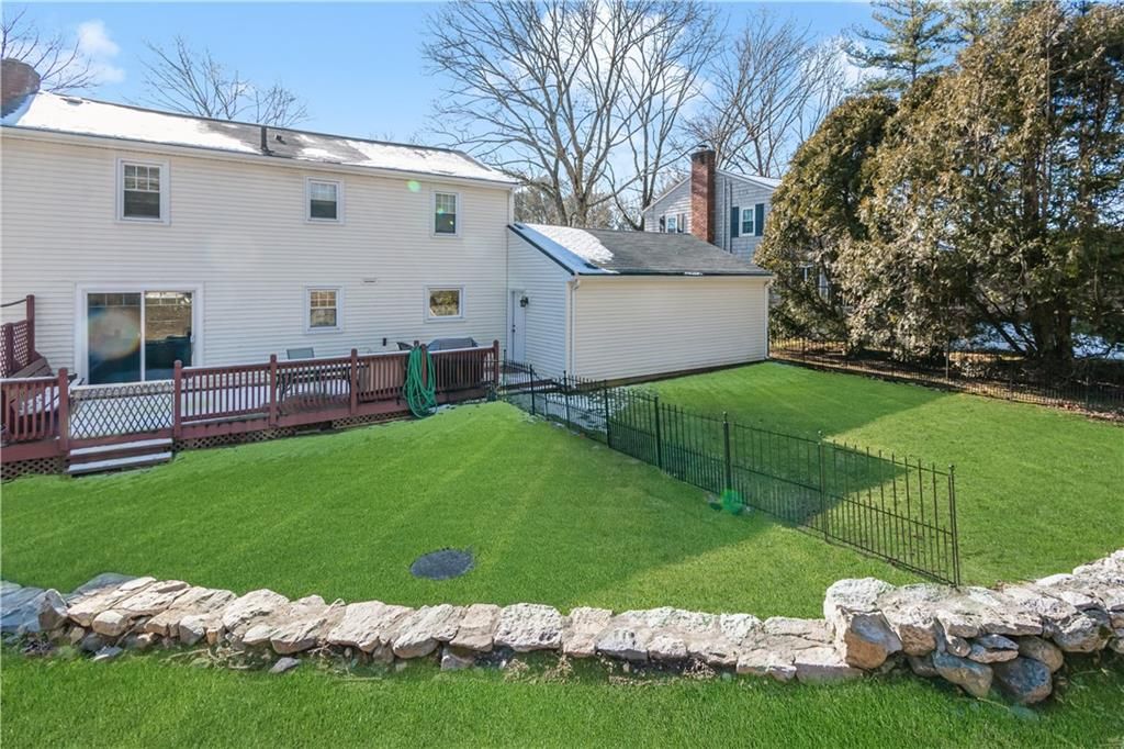 7 Larchwood Drive, Cumberland, RI 02864 | MLS 1353262 | Listing ...