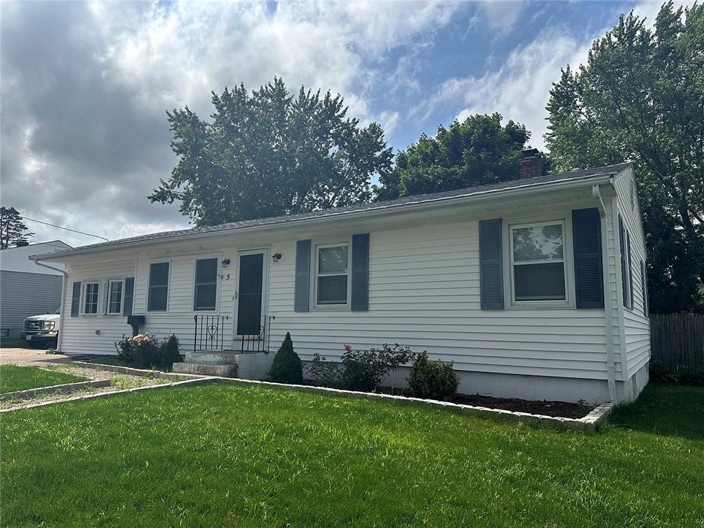 5 Deborah Avenue, Coventry, RI 02816 | MLS 1339402 | Listing ...