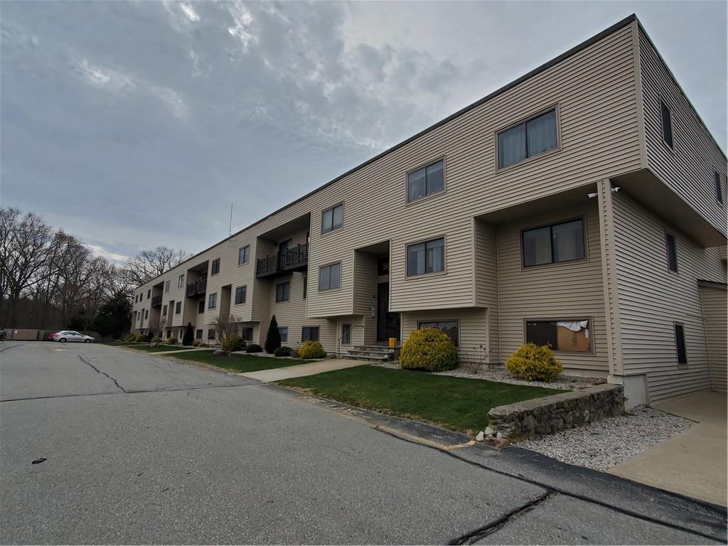 196 Old River Road Unit 184, Lincoln, RI 02865 | MLS 1356466 | Listing ...