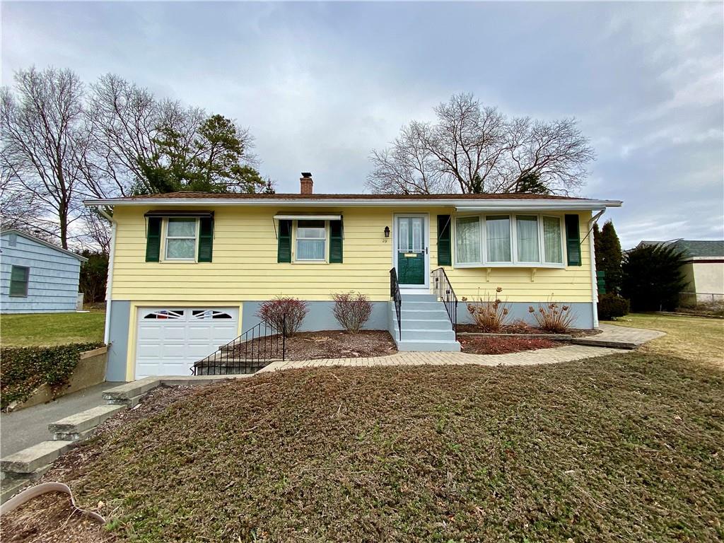 29 Ruth Street, Woonsocket, RI 02895 | MLS 1350916 | Listing ...