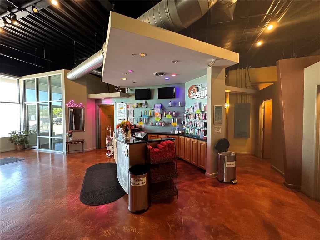 202 Bald Hill Road Unit A/B/C, Warwick, RI 02886 | MLS 1350707 ...