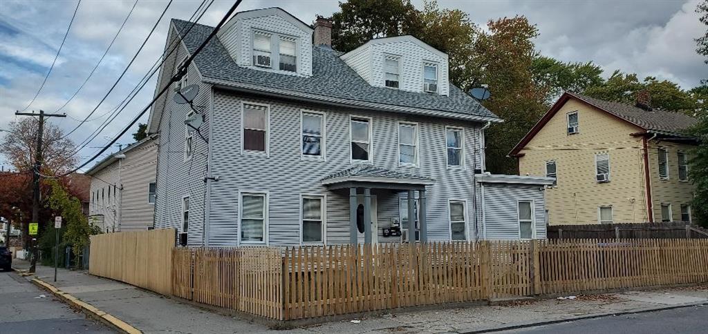 237 Central Street, Central Falls, RI 02863 | MLS 1346398 | Listing ...