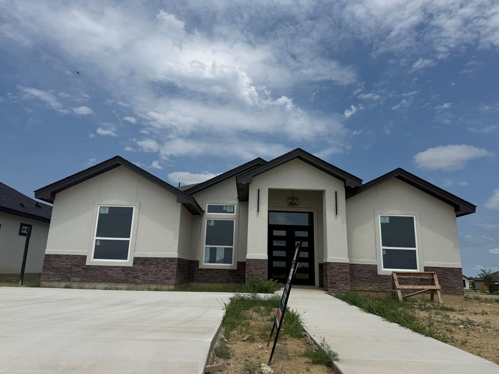 Eagle Pass, TX Homes For Sale & Real Estate | REMAX