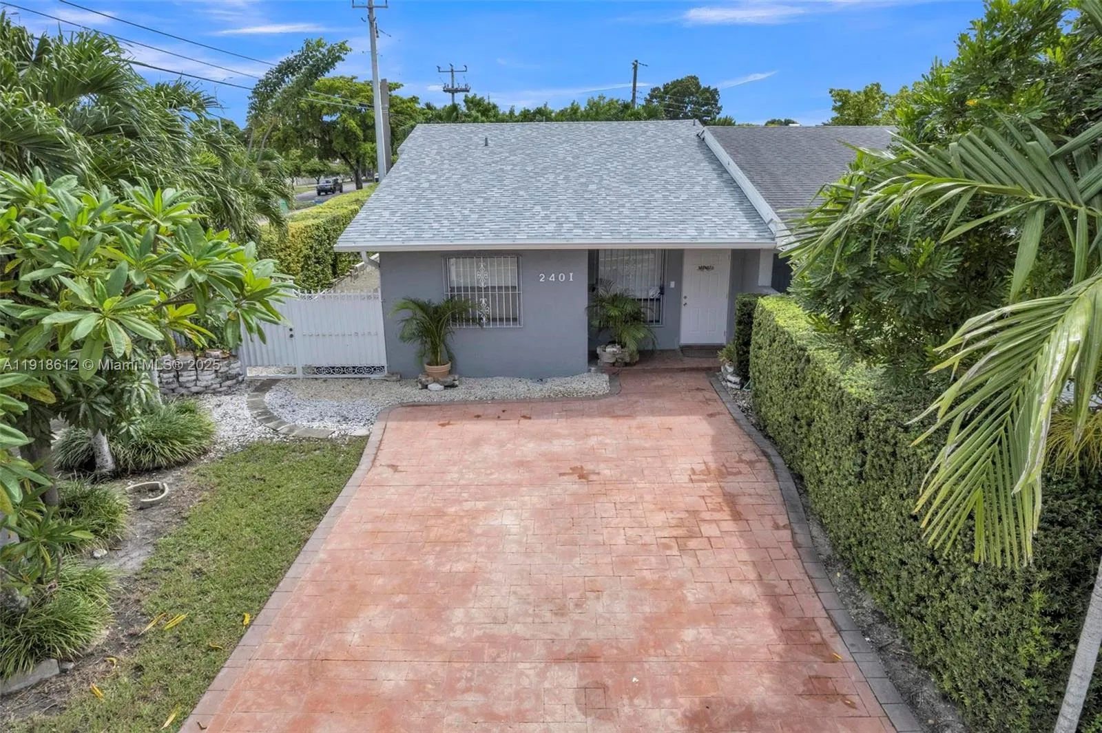 2401 SW 102nd Ave, Miami, FL 33165 | A11918612 | Nestfully