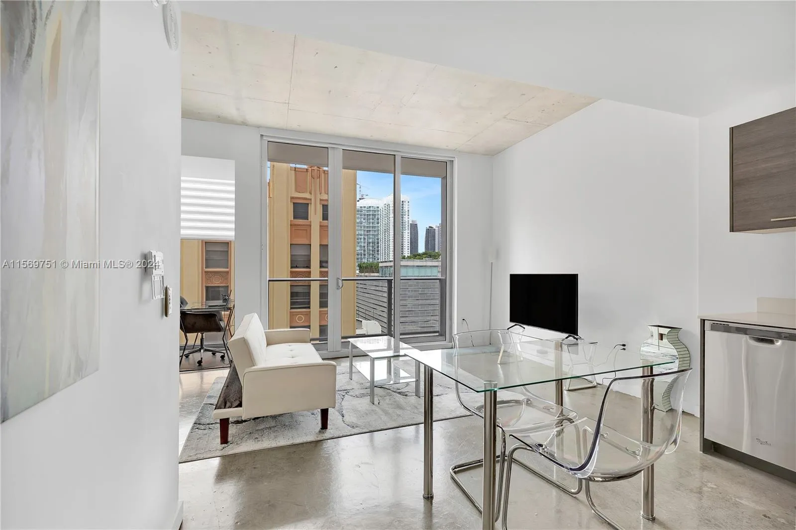 151 SE 1st St Unit 1107, Miami, FL 33131 | MLS A11569751 | Listing ...