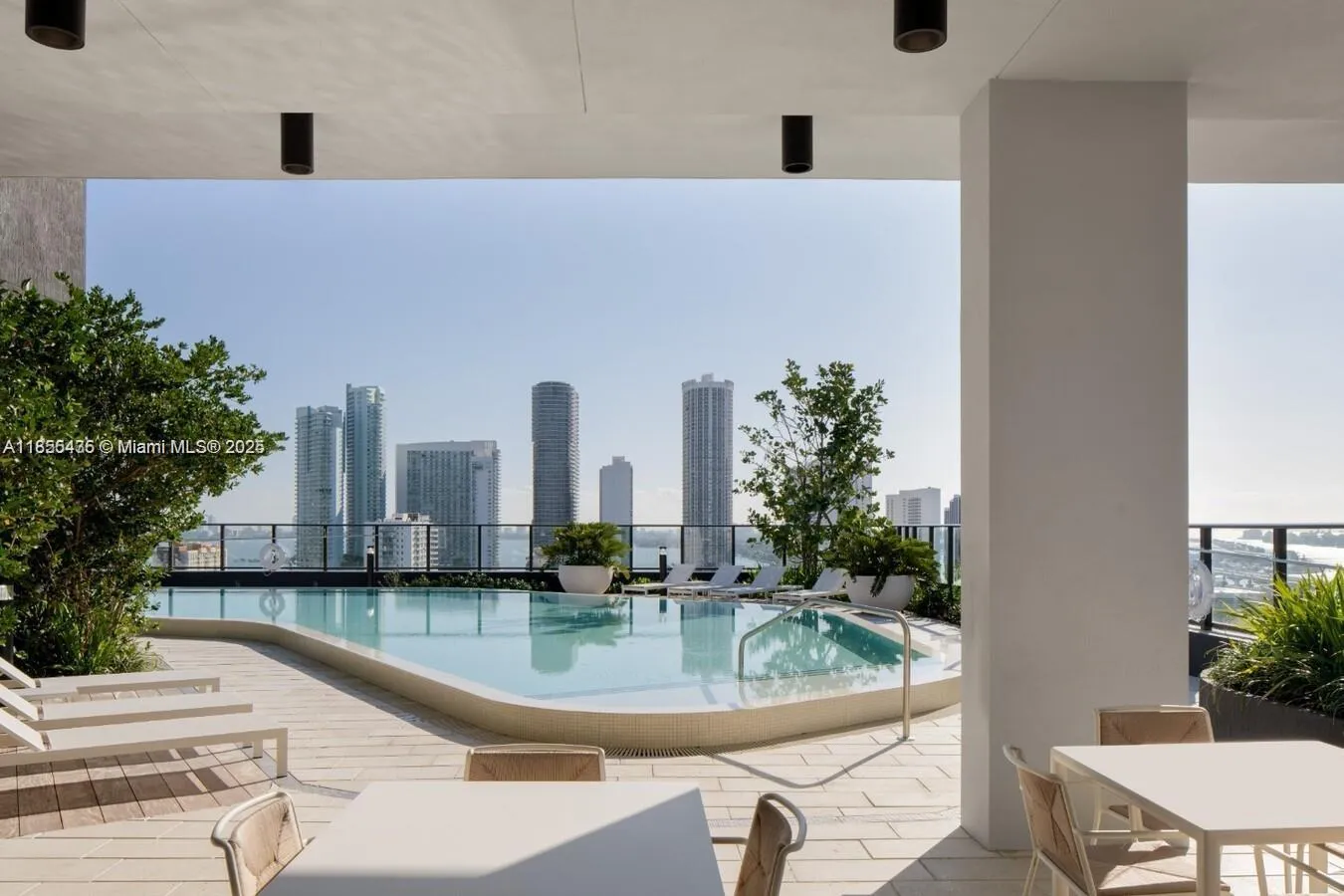23 NE 17th Ter Unit A2, Miami, FL 33132 | A11855435 | Nestfully