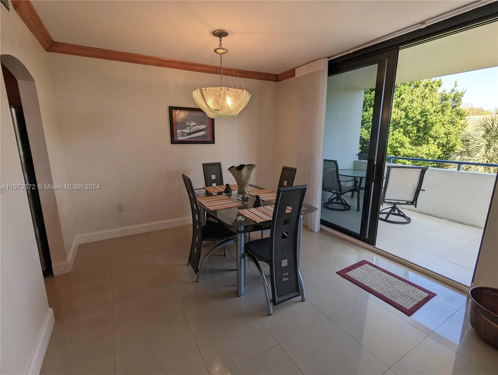 21085 NE 34th Ave Unit 305-1, Aventura, FL 33180 | A11573372 | Nestfully