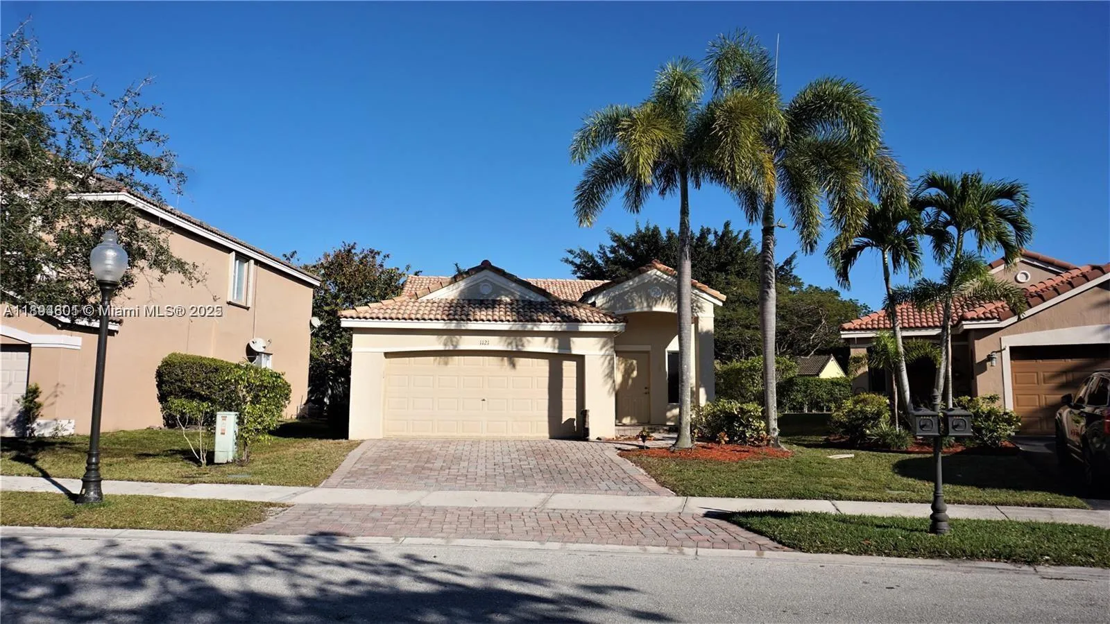 1121 Alexander Bnd, Weston, FL 33327 | A11894801 | Nestfully
