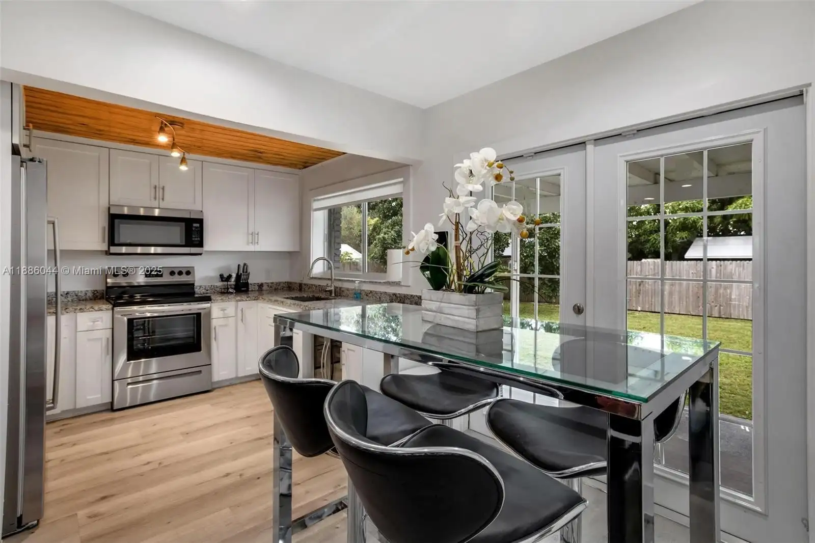 670 Flagami Blvd, Miami, FL 33144 | A11886044 | Nestfully