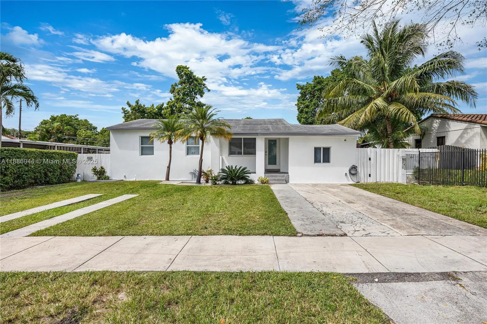 670 Flagami Blvd, Miami, FL 33144 | A11886044 | Nestfully