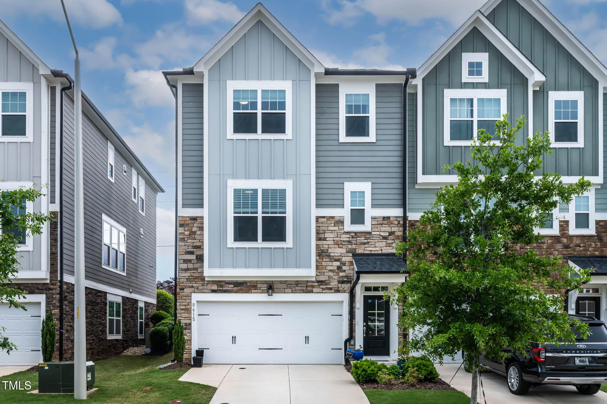 838023650.jpeg?format=webp