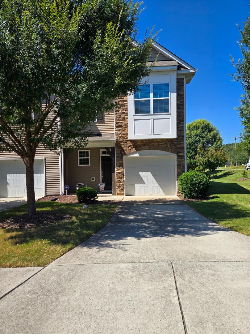 1025 Skyler Lane, Durham, NC 27705, MLS #10049932 - Allen Tate