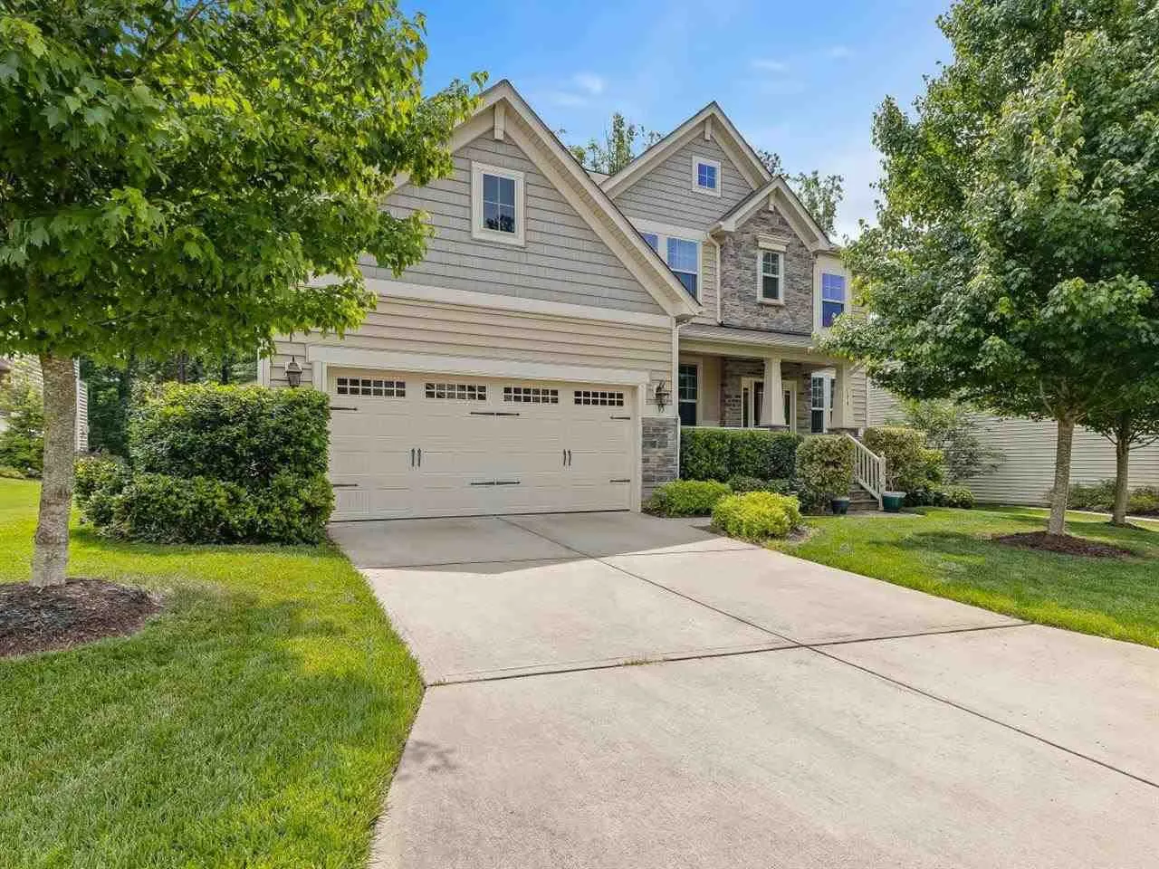 1811657882.jpeg?format=webp