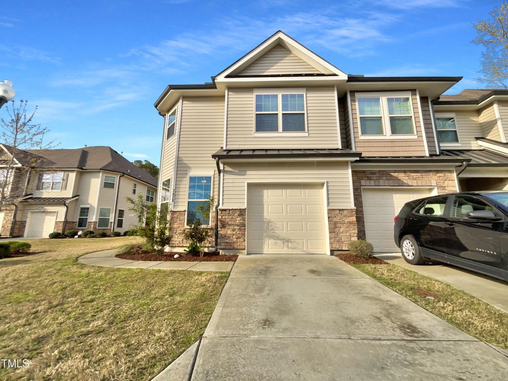7828 Weathered Oak Way, Raleigh, NC 27616, MLS #10019959 - Allen Tate