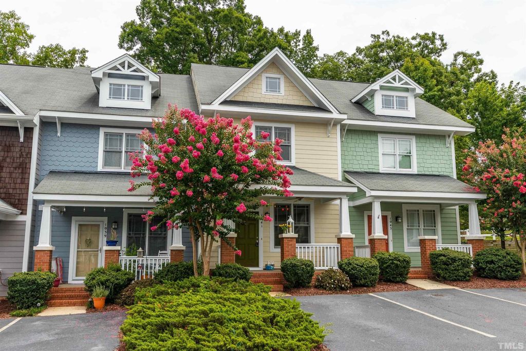 1041 Mica Lamp Court, Apex, NC 27502, MLS #10104964 - Allen Tate