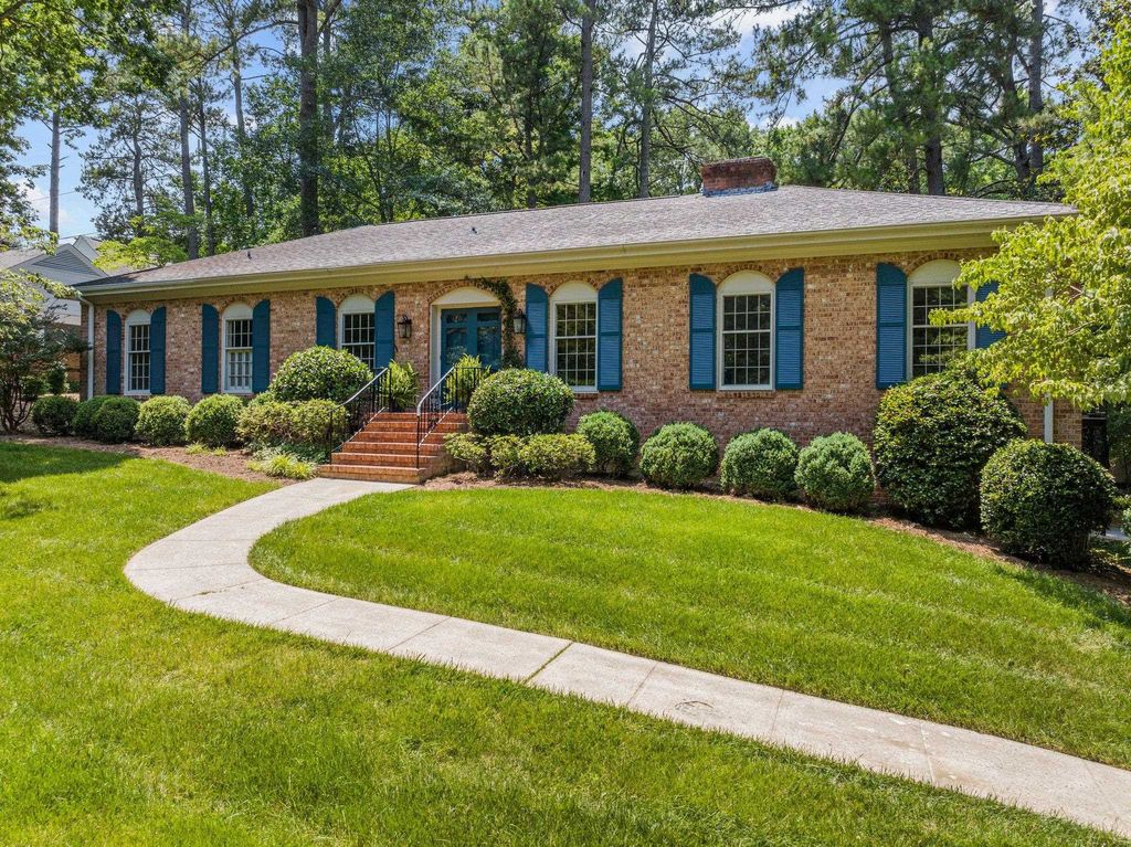 5525 Parkwood Drive, Raleigh, NC 27612, MLS #2515065 - Howard Hanna