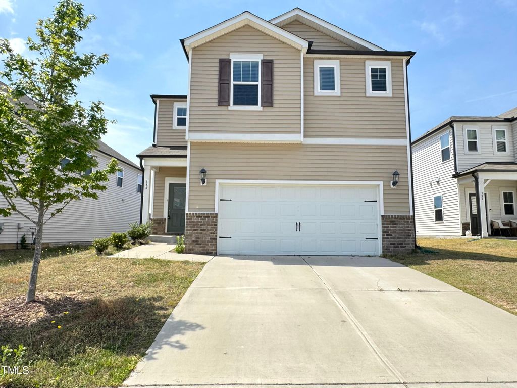 336 Wilbur Lake Drive, Fuquay Varina, NC 27526, MLS #10092232 - Allen Tate