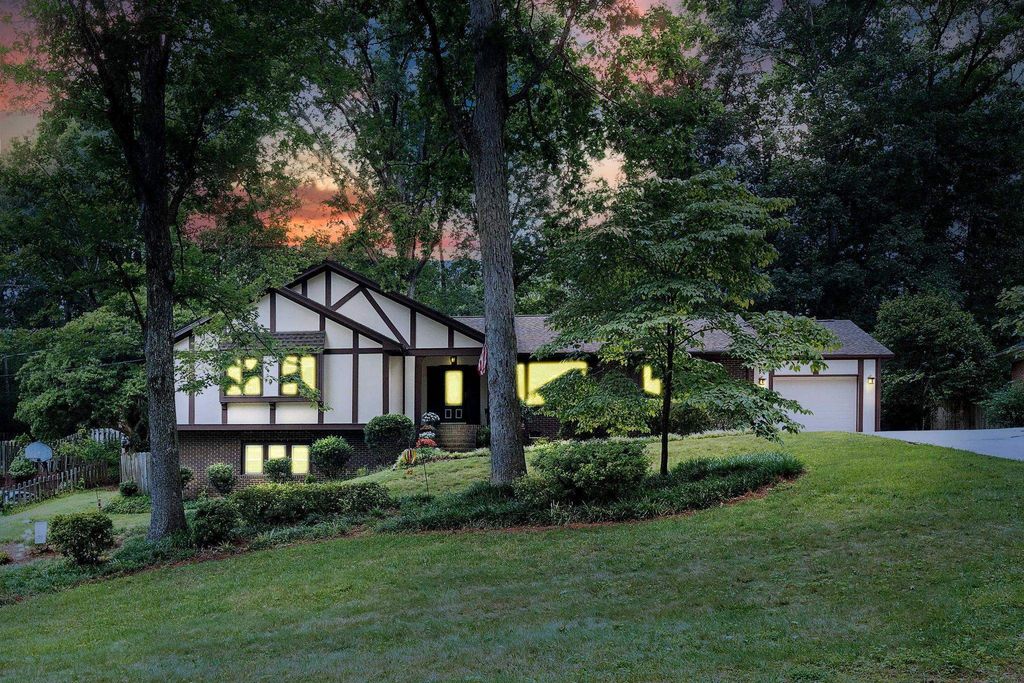 1212 Willowbrook Drive, Cary, NC 27511, MLS #2521247 - Howard Hanna