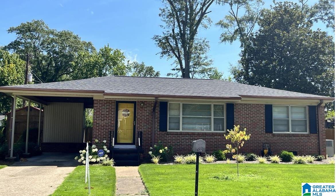 208 Anniston Drive, Sylacauga, AL 35150 | MLS 1357693 | Listing ...