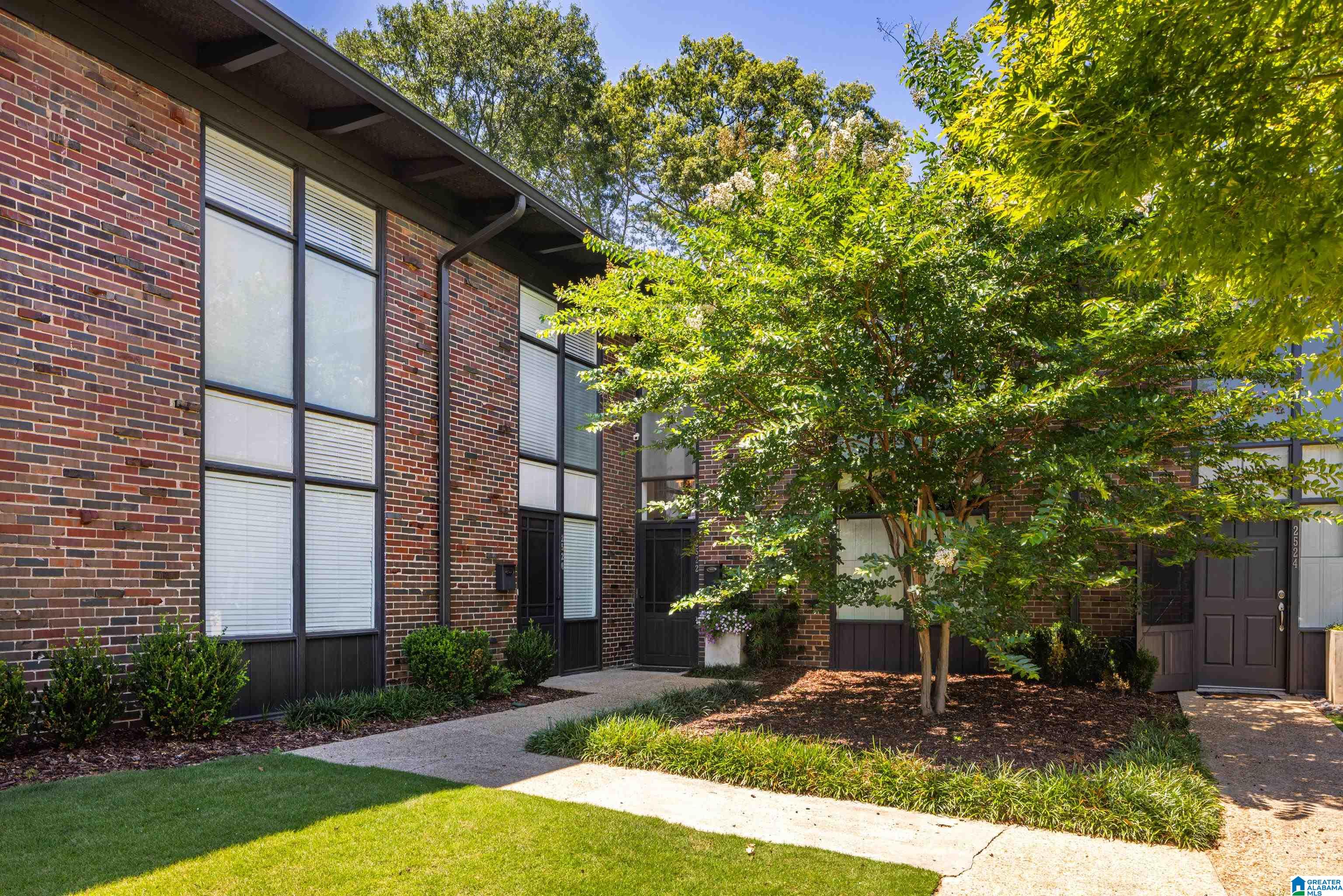 2522 Mountain Brook Circle Unit 2522, Mountain Brook, AL 35223 | MLS ...