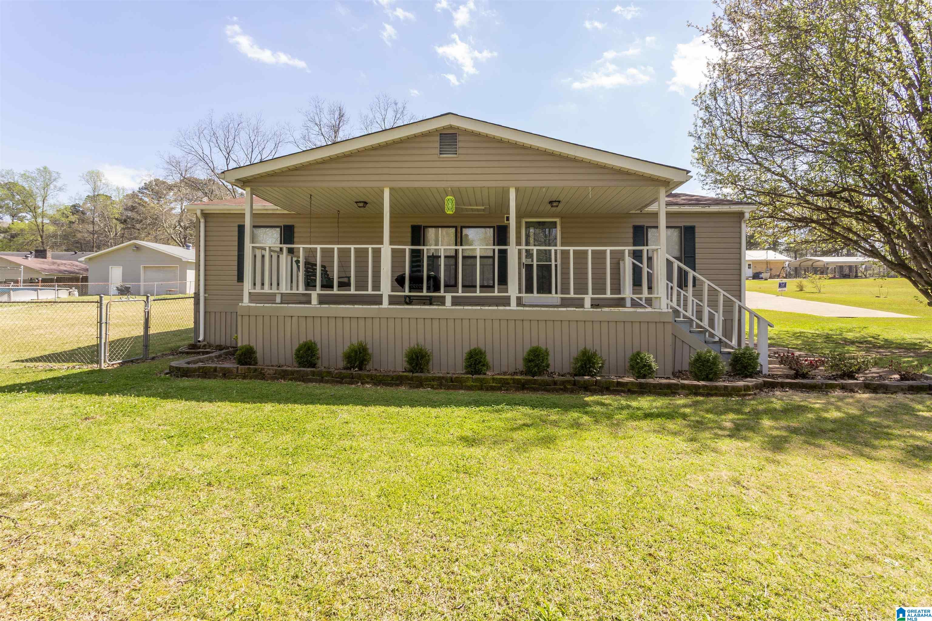 1314 Sanford Drive, Adamsville, AL 35005 | MLS 1315785 | Listing ...