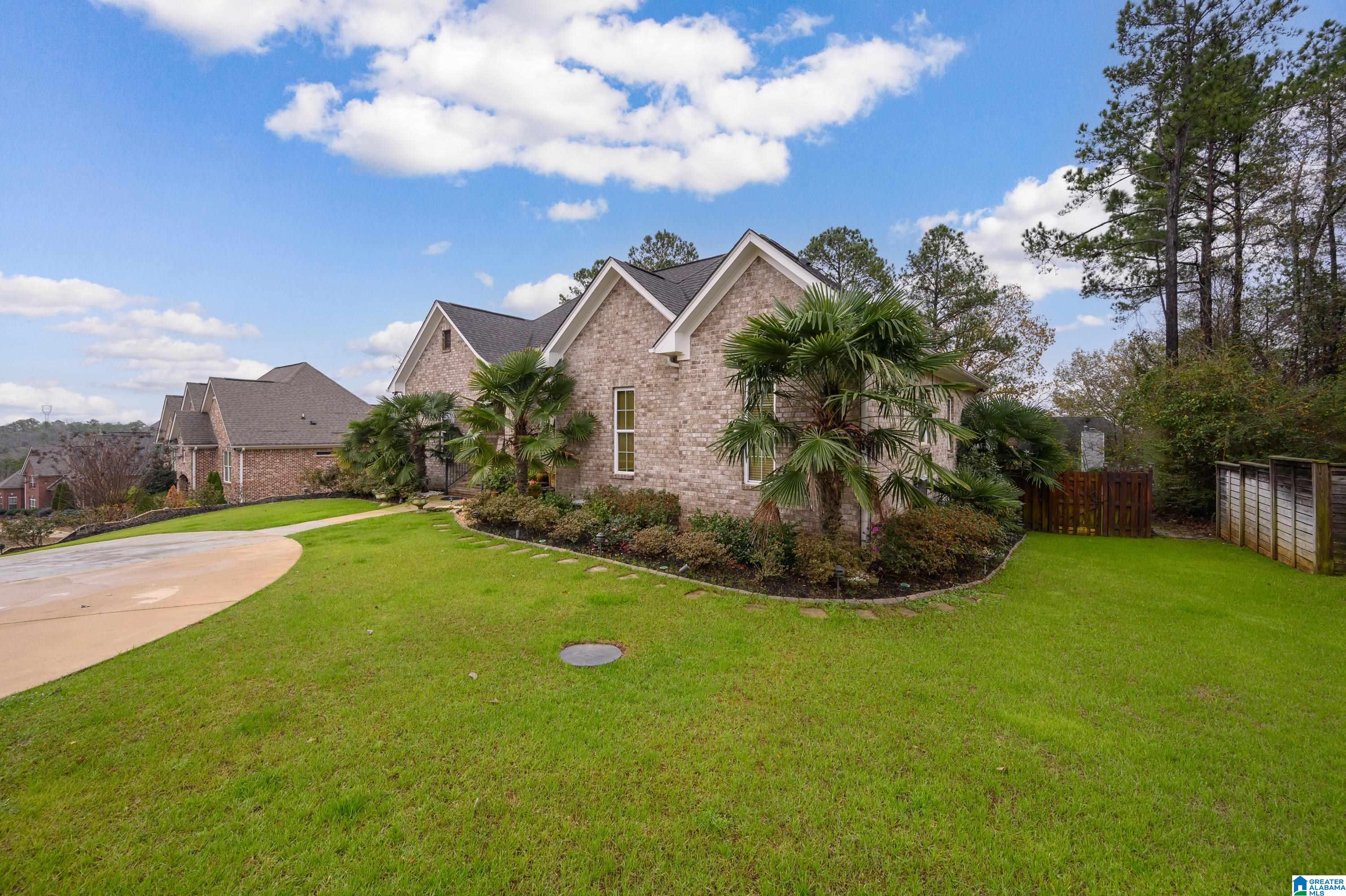 1024 Asbury Circle, Helena, AL 35022 | MLS 21438294 | Listing ...