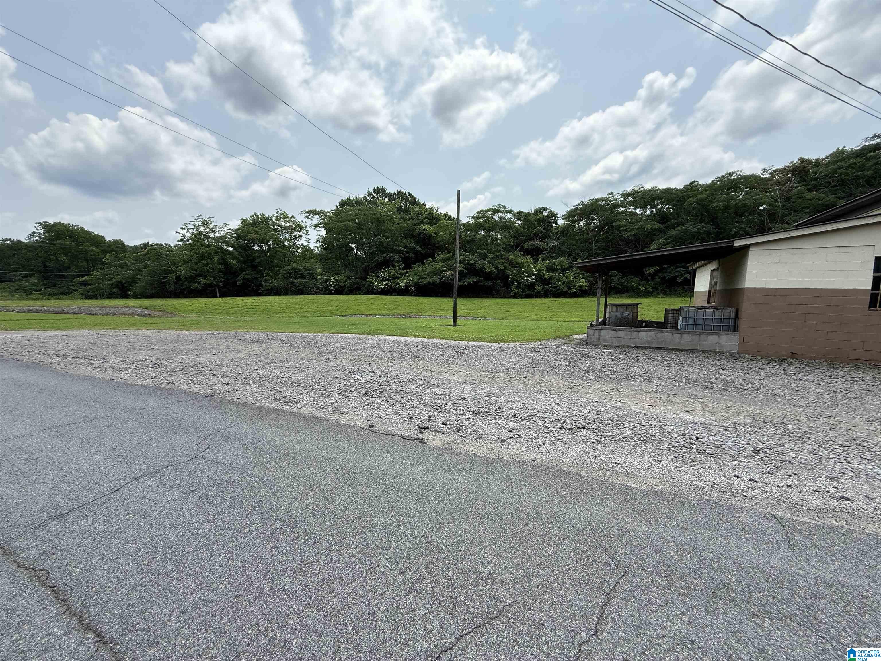 69 Railroad Avenue, Dora, AL 35062 | MLS 21420914 | Listing Information ...