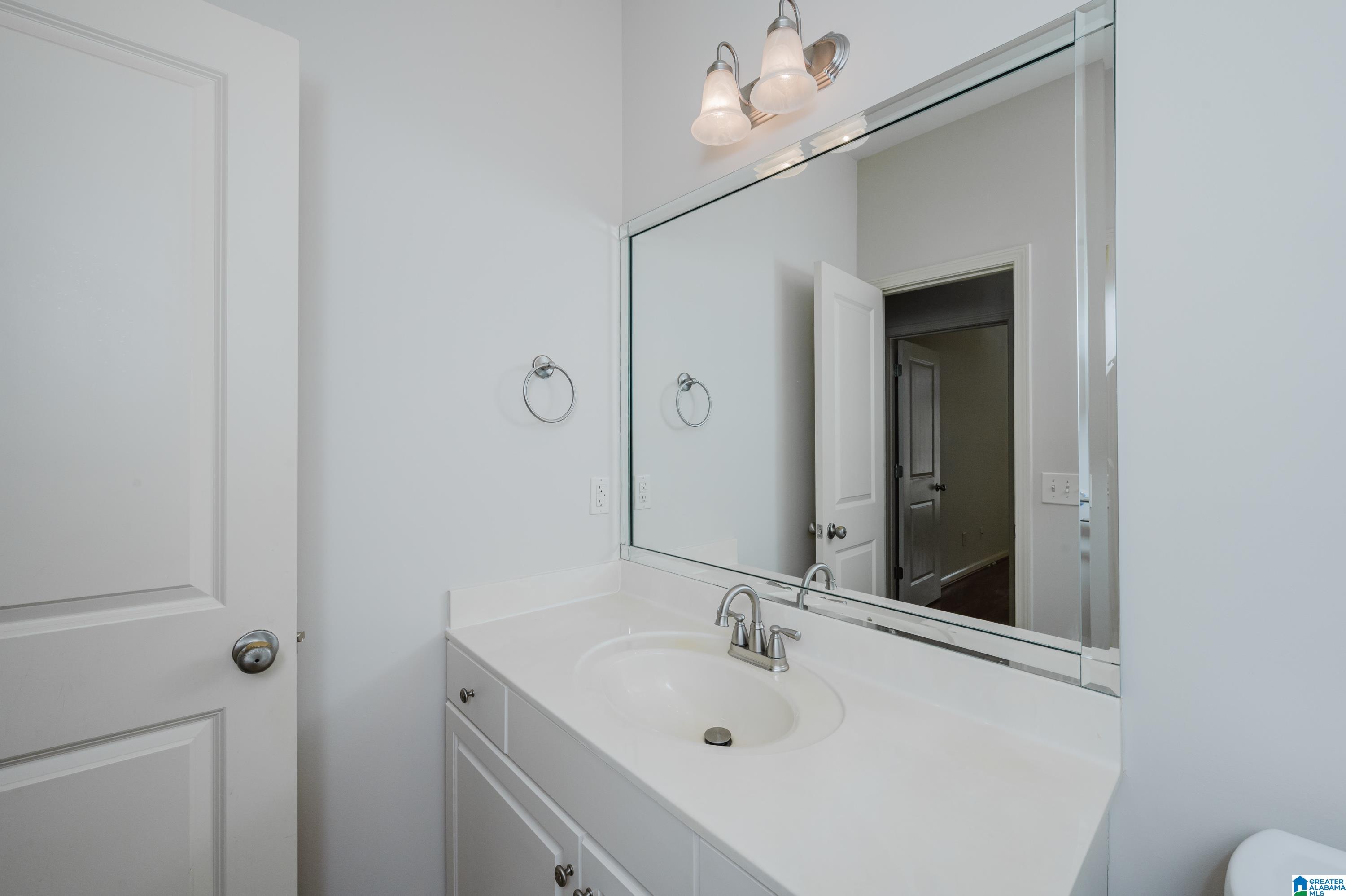 5212 Creekside Loop, Hoover, AL 35244 | MLS 21446213 | Listing ...
