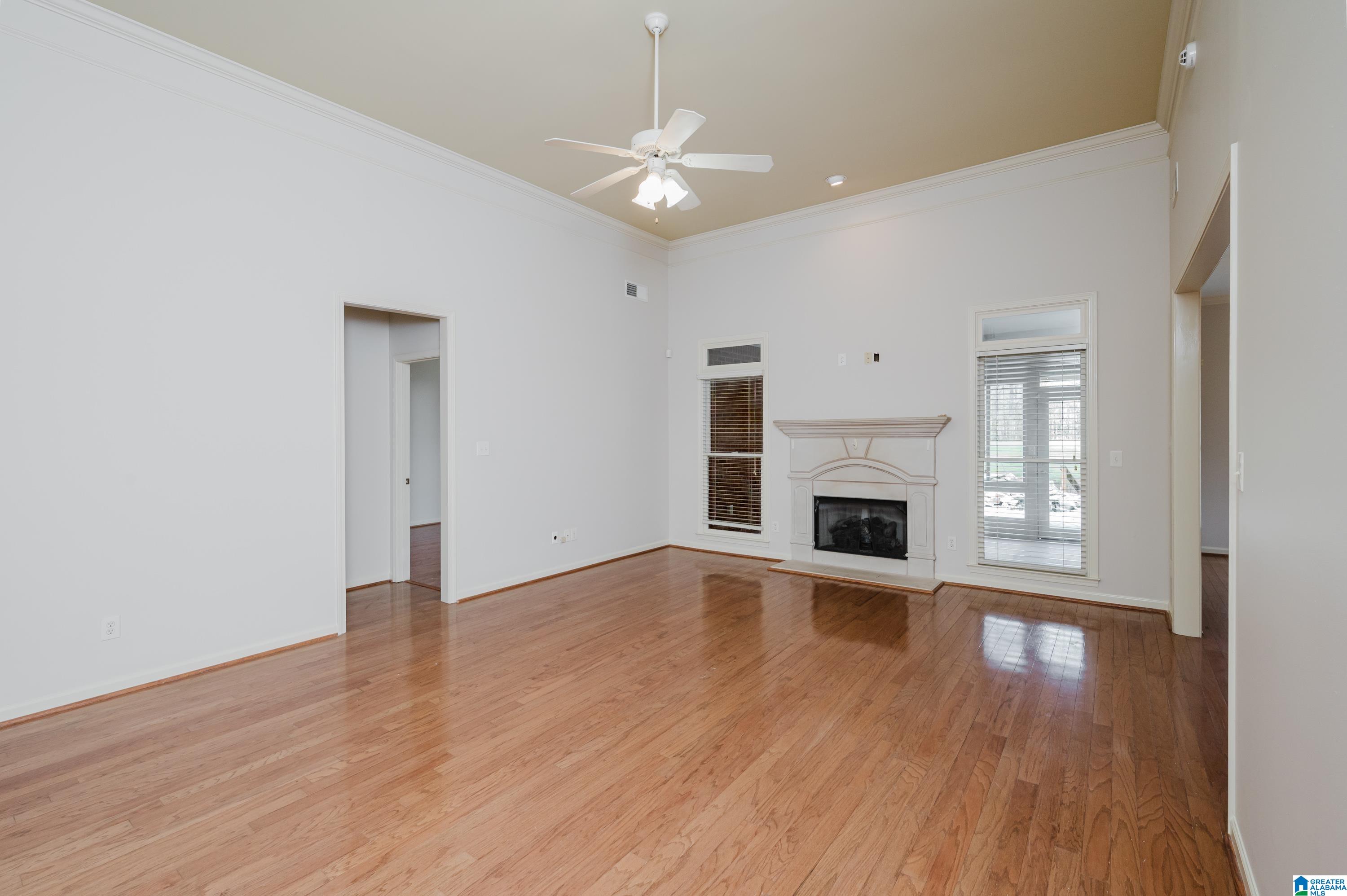 5212 Creekside Loop, Hoover, AL 35244 | MLS 21446213 | Listing ...