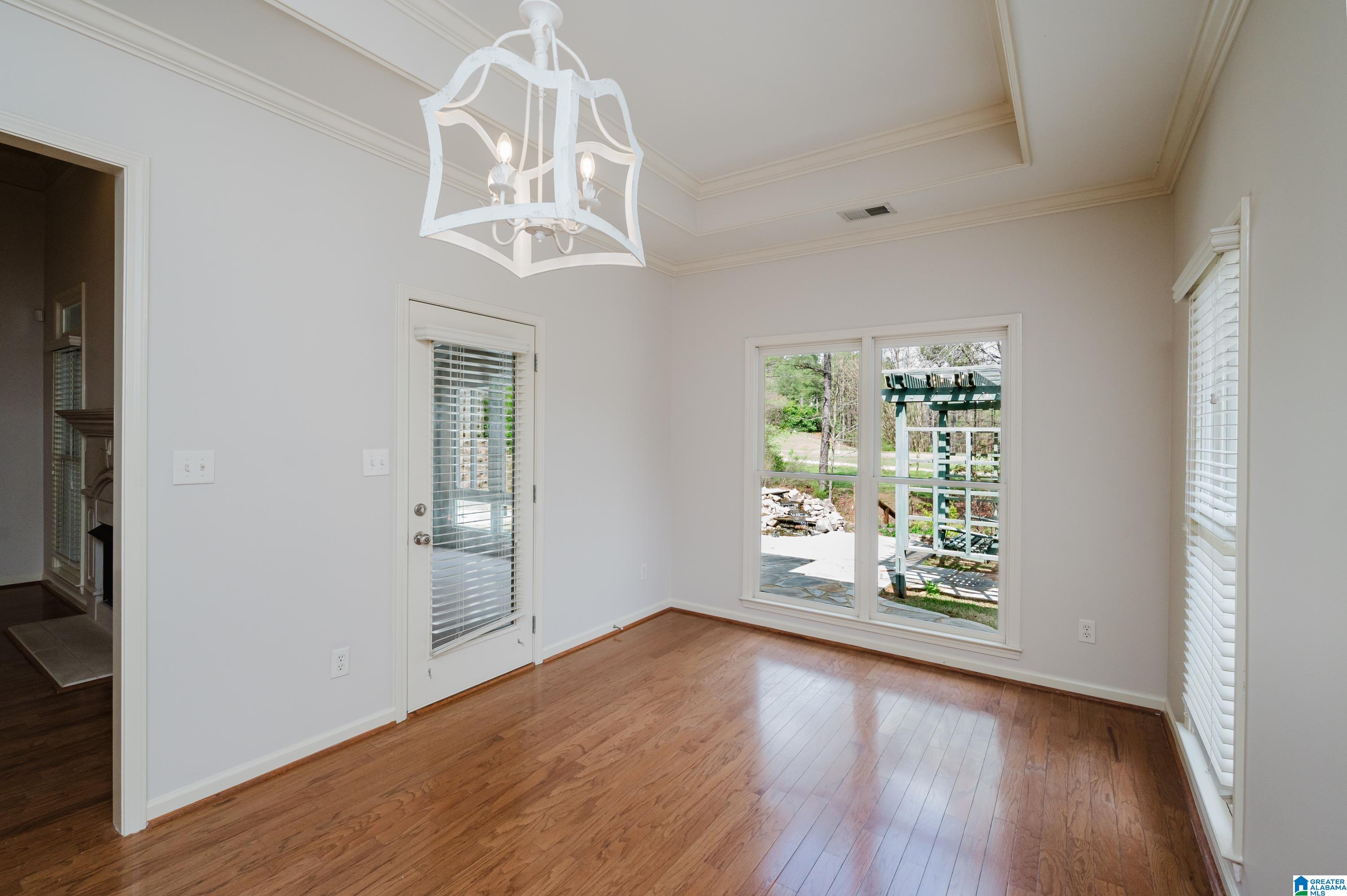 5212 Creekside Loop, Hoover, AL 35244 | MLS 21446213 | Listing ...