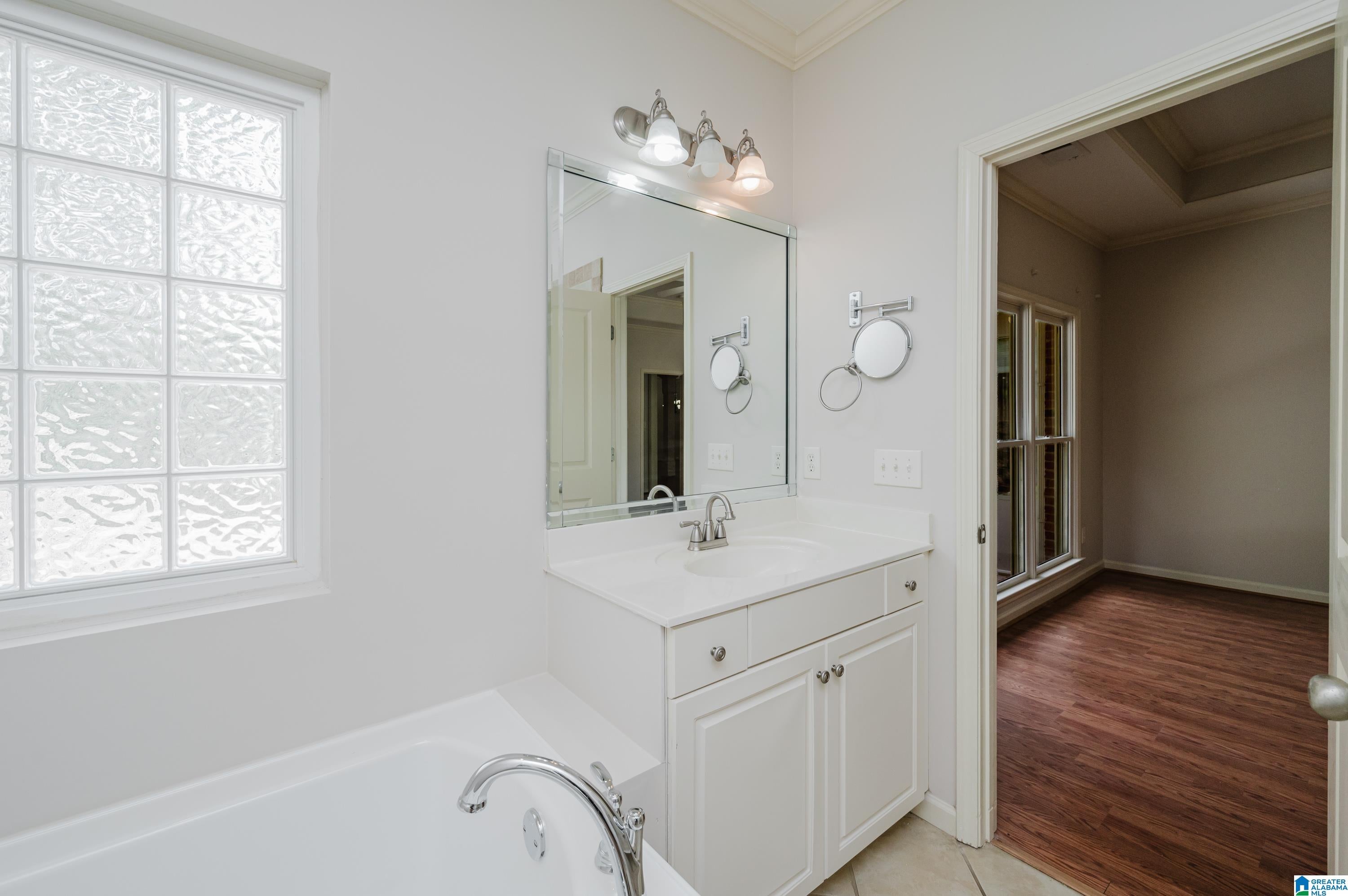 5212 Creekside Loop, Hoover, AL 35244 | MLS 21446213 | Listing ...