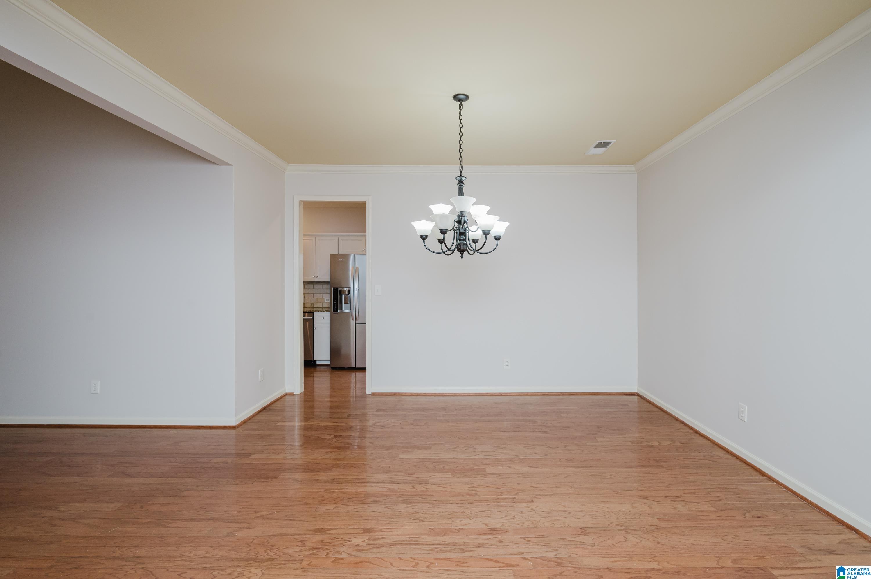 5212 Creekside Loop, Hoover, AL 35244 | MLS 21446213 | Listing ...