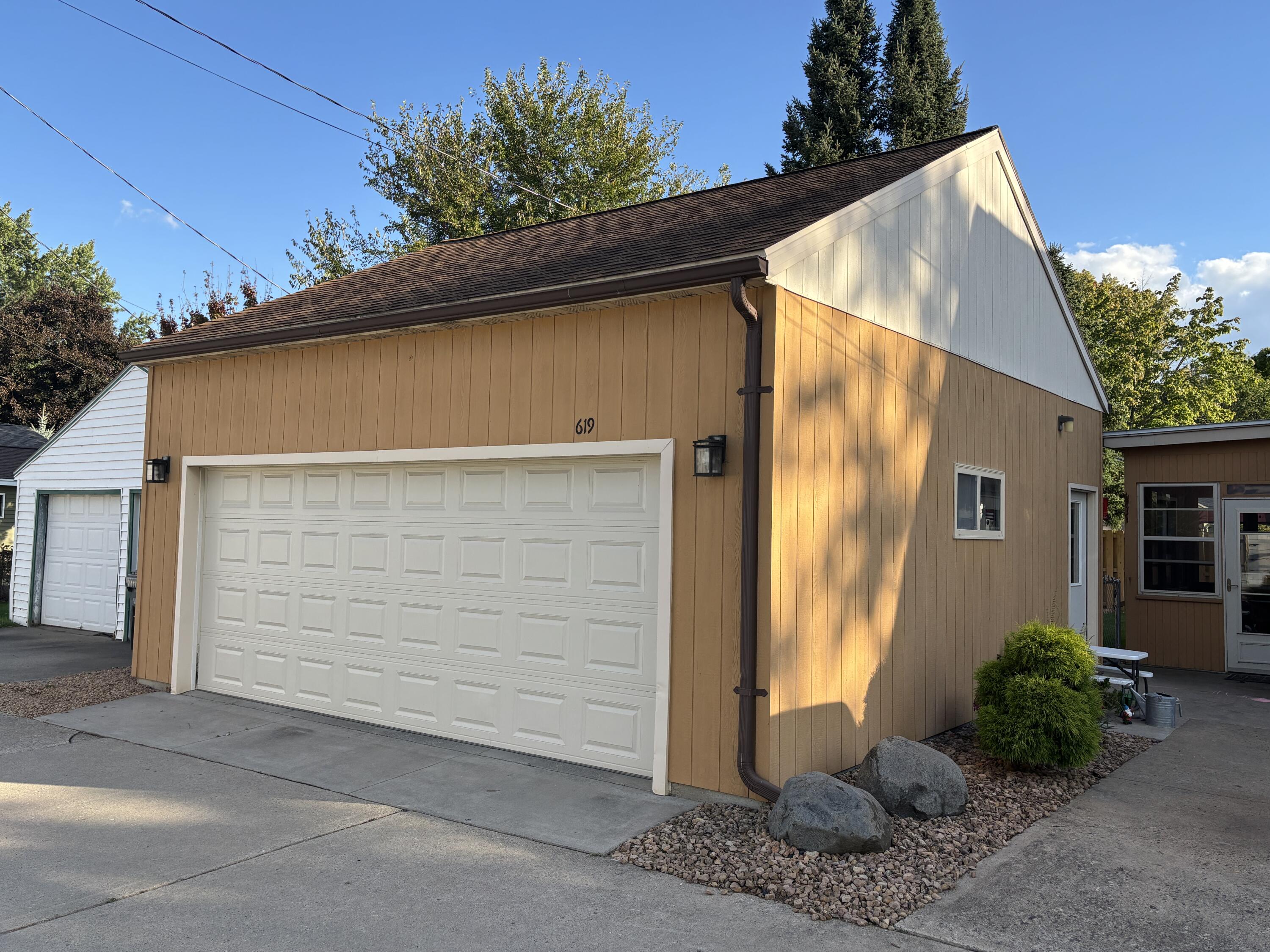 619 19th St S, La Crosse, WI 54601 | MLS 1938328 | Listing Information ...