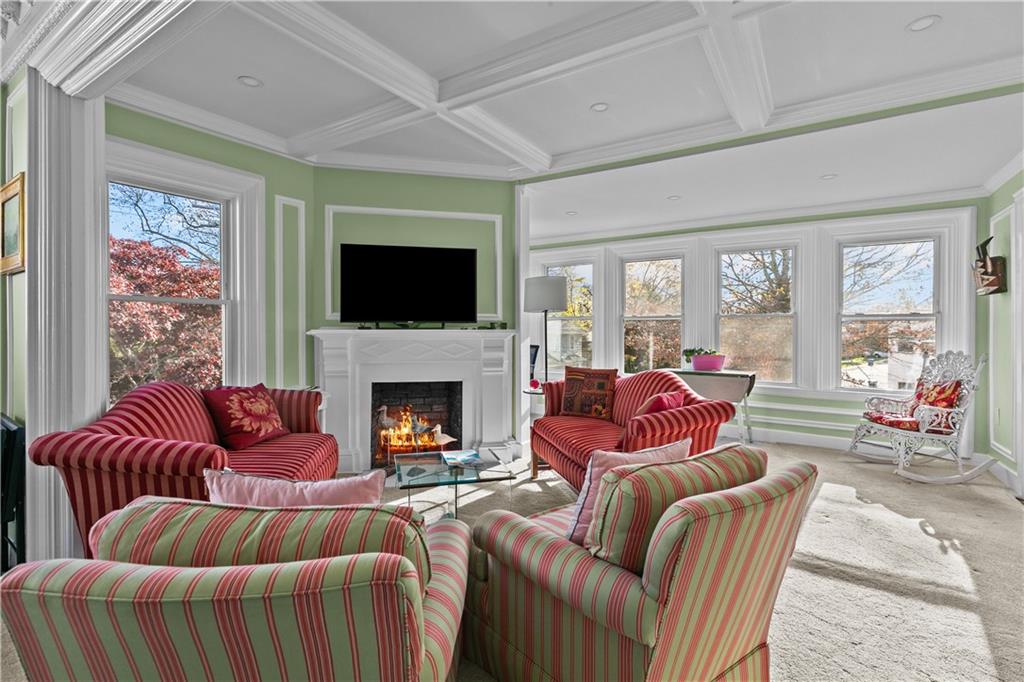 98 Kay Street Unit 2, Newport, RI 02840 | MLS 1385257 | Listing ...