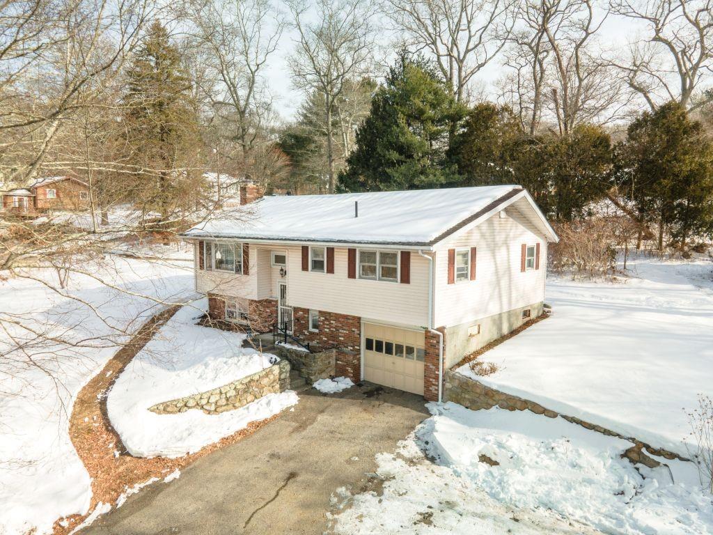68 North Road, Hopkinton, RI 02833 | MLS 1404715 | Listing Information ...