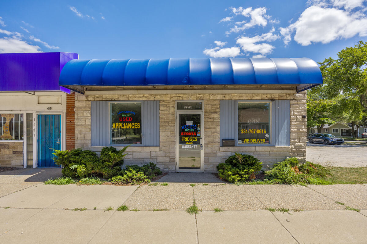 1090 S Getty Street, Muskegon City, MI 49442 | MLS 65025036555 ...