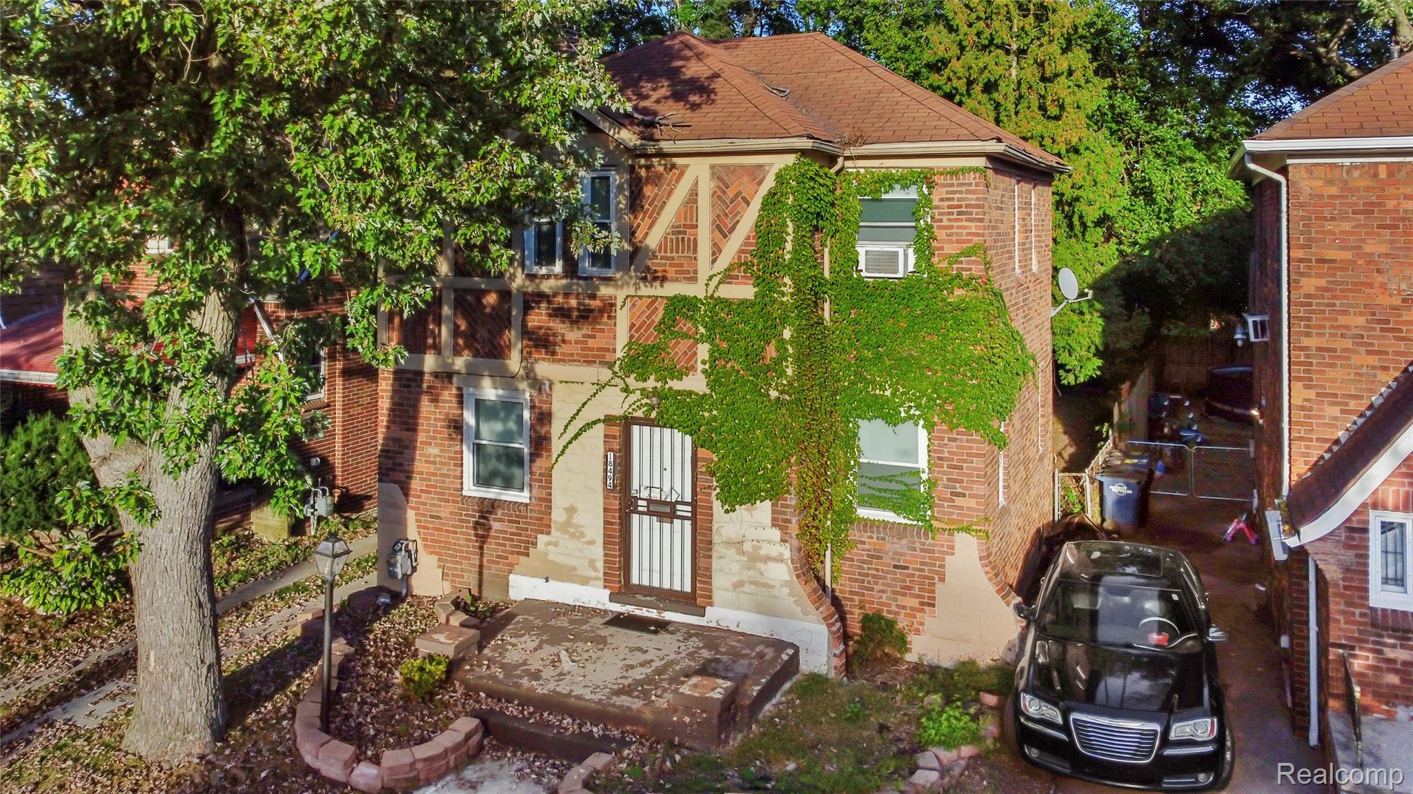 18494 Prairie Street, Detroit City MI Real Estate Listing | exitrealty.com®