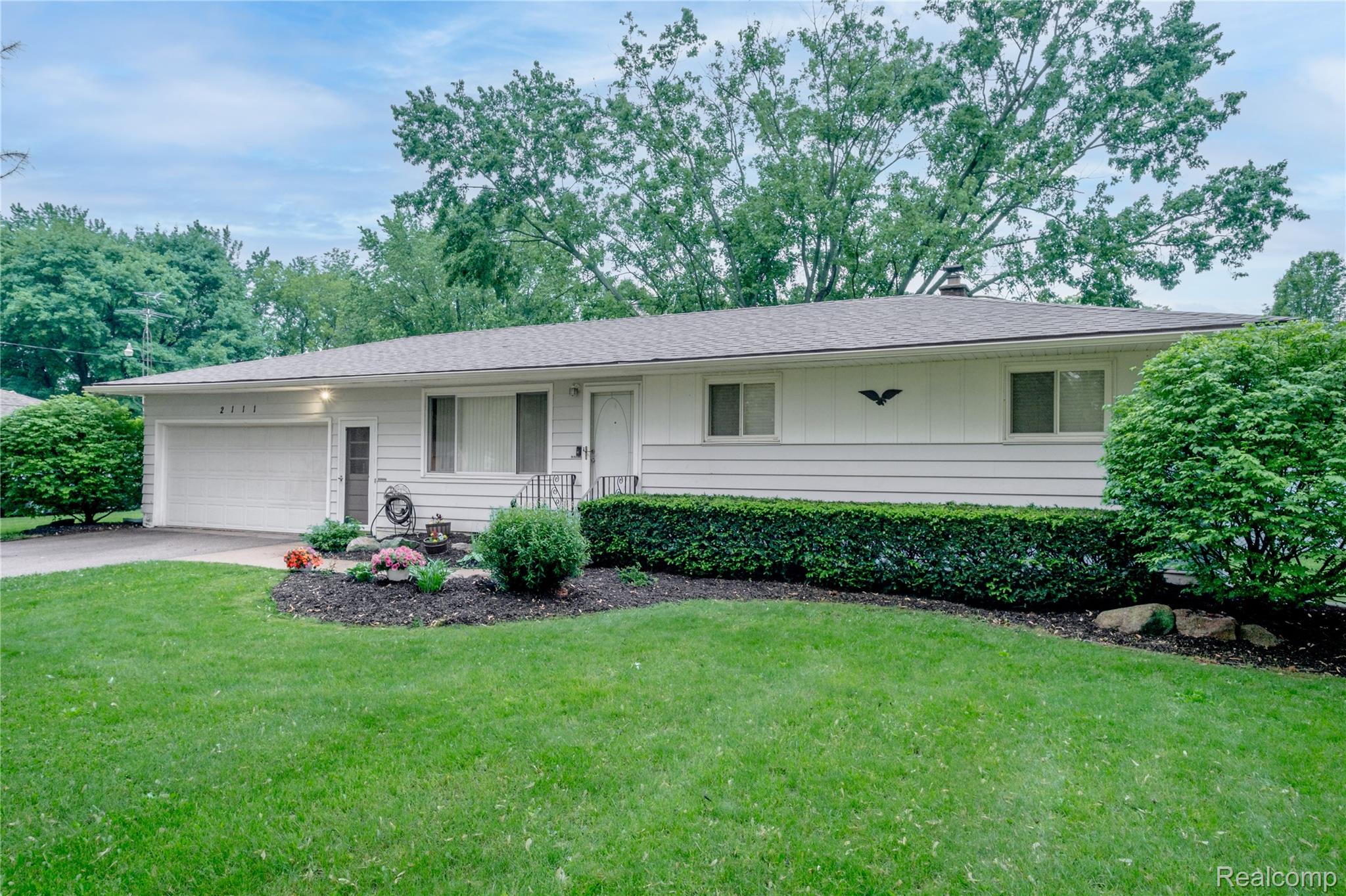 2111 Cashin Street, Burton City, MI, 48509- Listings - Hand Map Real Estate