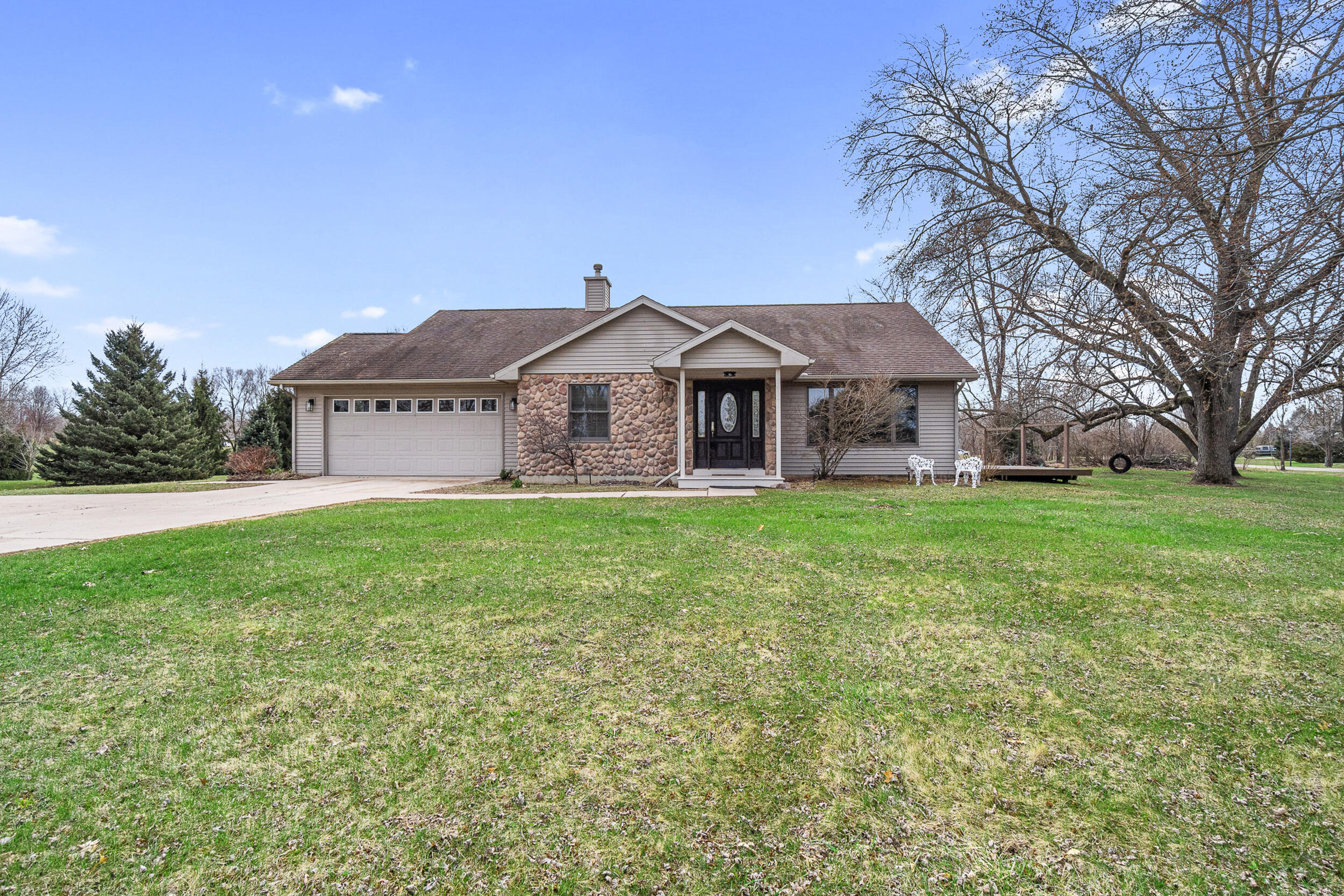 9363 E Michigan Avenue, Leoni Township MI Real Estate Listing ...