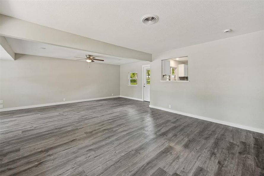1305 W Lavender Ln, Arlington, TX 76013 for sale - Stessa