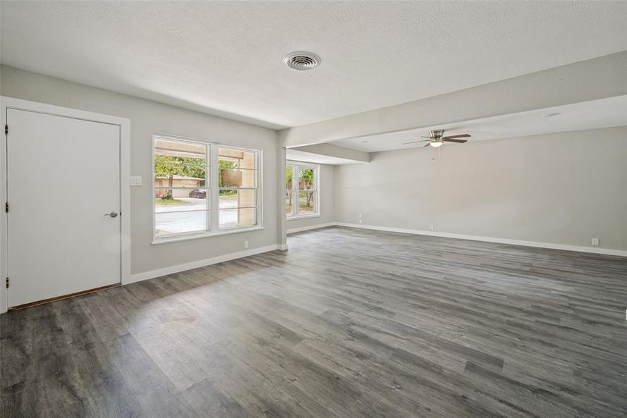 1305 W Lavender Ln, Arlington, TX 76013 for sale - Stessa