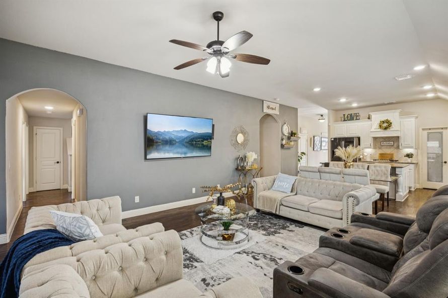 1713 Emerald Tree Pl, Aubrey, TX 76227 for sale - Stessa