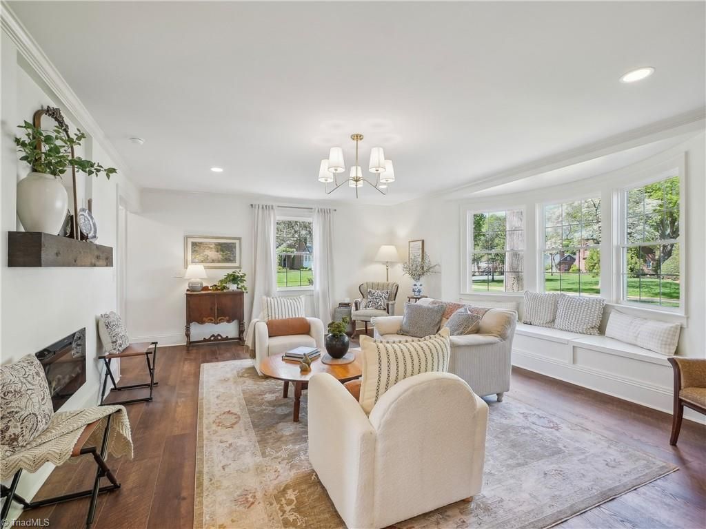 511 Circle Drive, Burlington, NC 27215, MLS #1176319 - Allen Tate