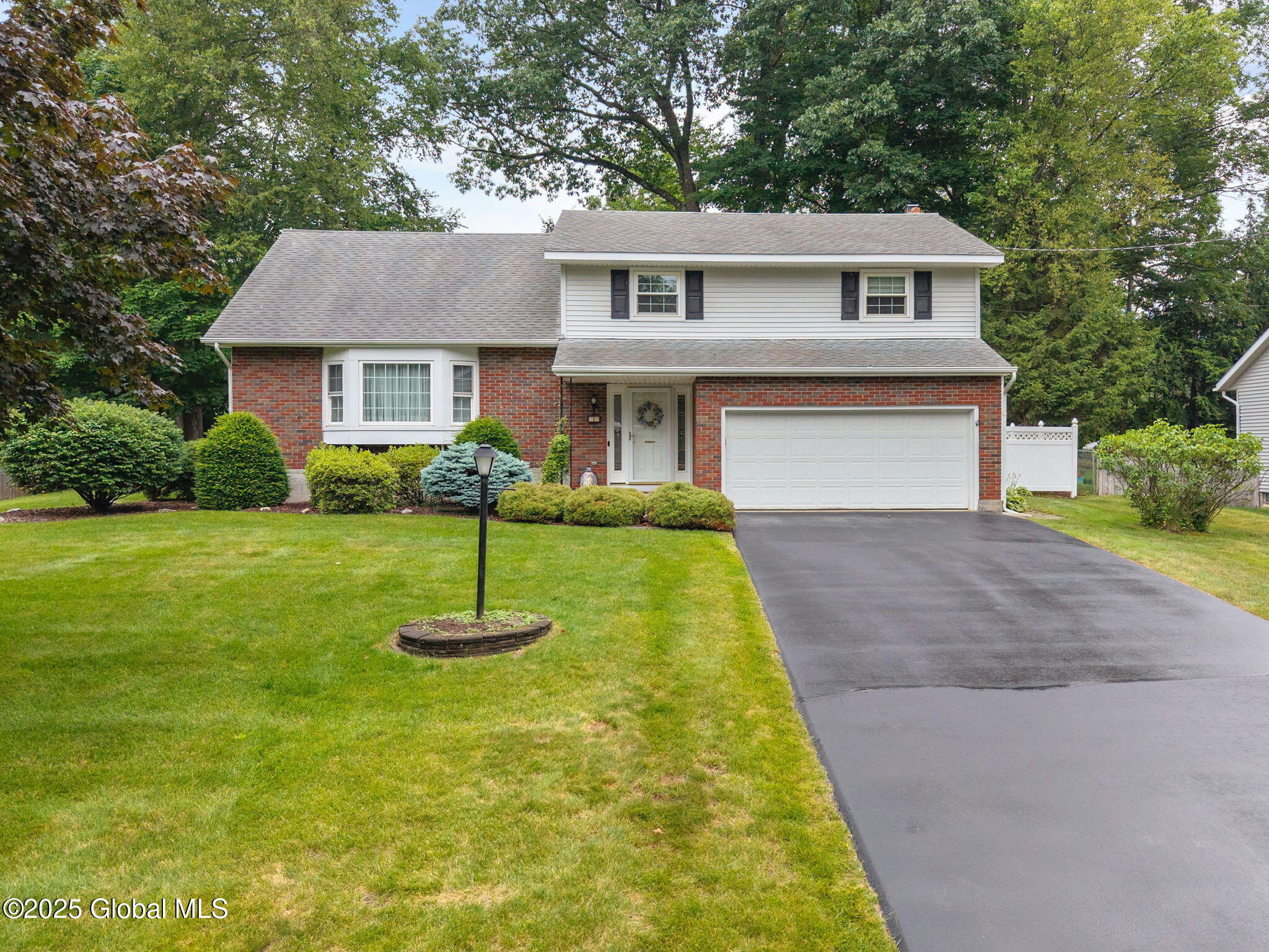 32 Reed Lane For Sale, Clifton Park, NY 12065 Home | ByOwner