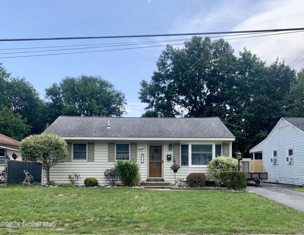 508 Chiswell Road, Schenectady, NY 12304, MLS #202423515 - Howard Hanna