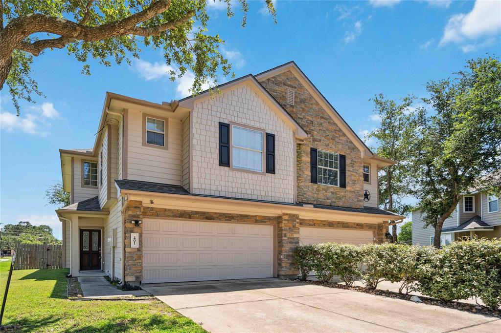 201 Drake Run Lane For Rent, Dickinson, TX 77539 | ByOwner