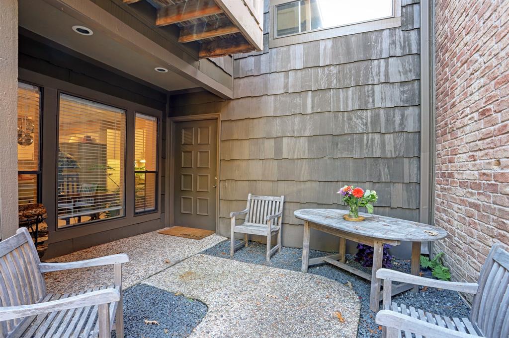 202 Sugarberry Cir, Houston, TX 77024, US | Buy, Sell, Rent, Analyze